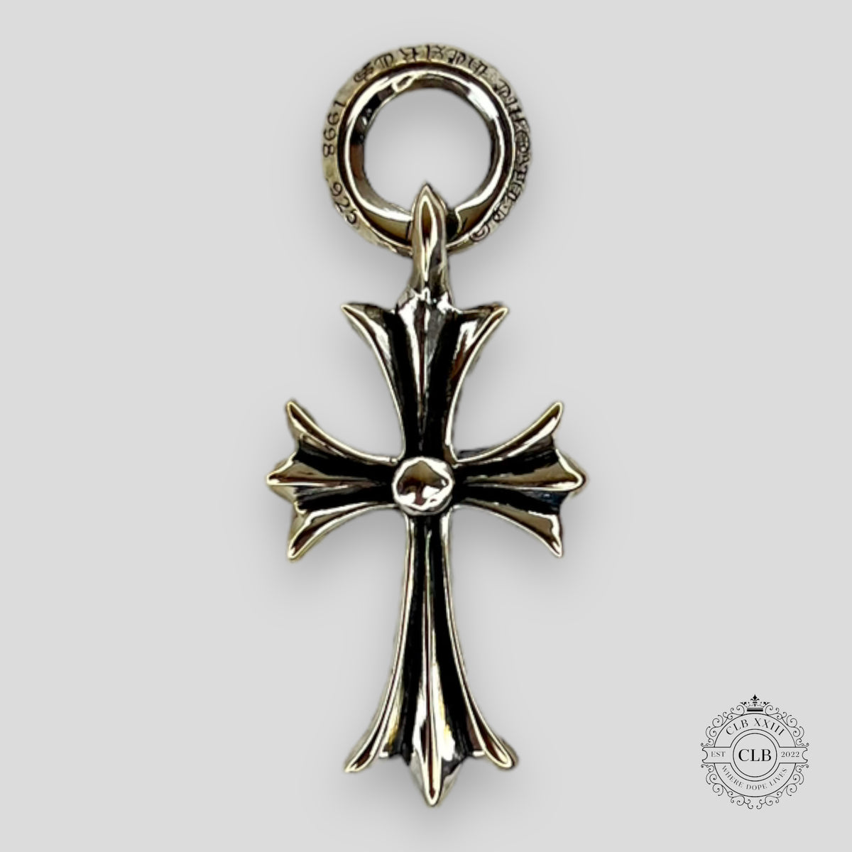 CHROME HEARTS TINY CH CROSS PENDANT